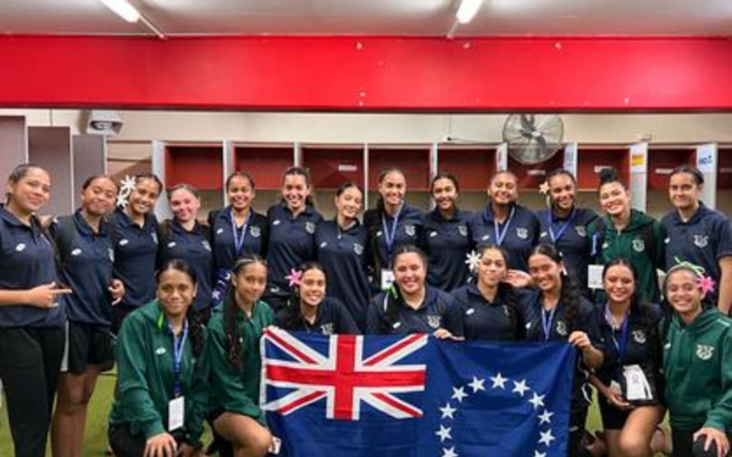 Cook Islands' women footballers looking for final hurrah | RNZ News