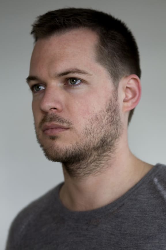 Samuel HOLLOWAY: Strange Loops | RNZ