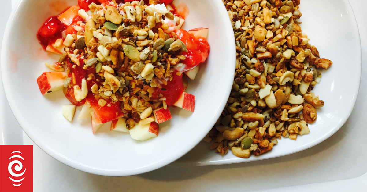 Hand made real food: paleo muesli | RNZ