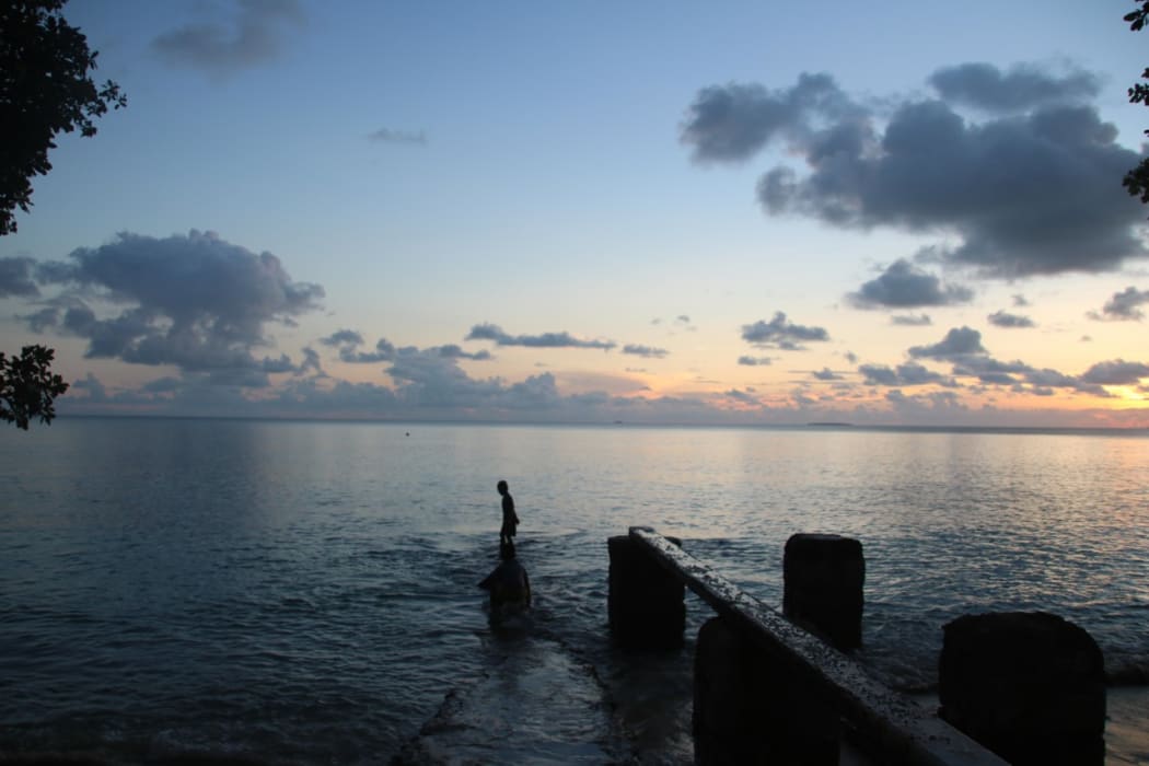 Tuvalu PM tells COP26 his country is sinking | RNZ News