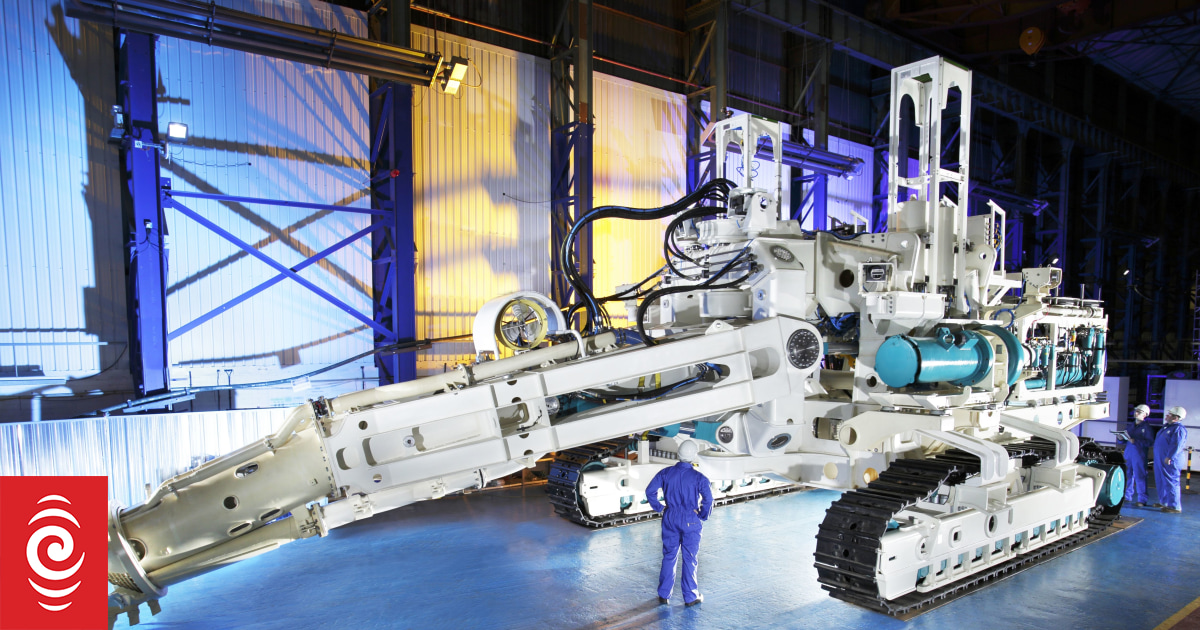 Canadian miner in PNG to be liquidated following restructure | RNZ News