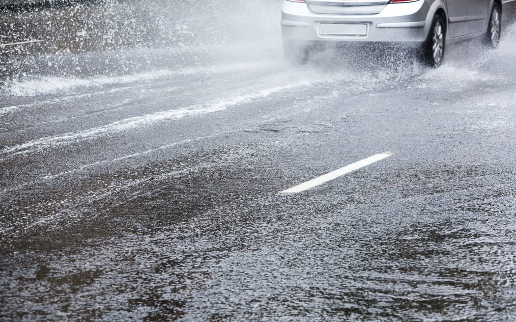South Island motorists urged to take care with bad weather forecast ...