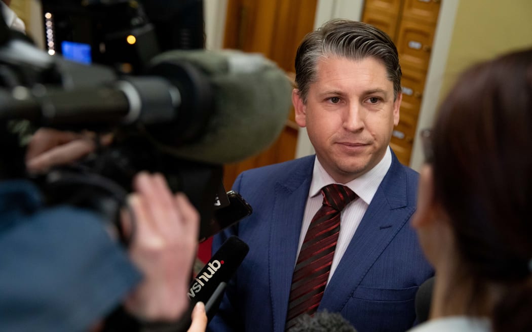 Immigration Minister questioned over knowledge of Cobwebs use | RNZ News
