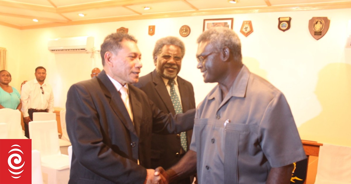 Solomon Taxes too high: Snyder Rini | RNZ News