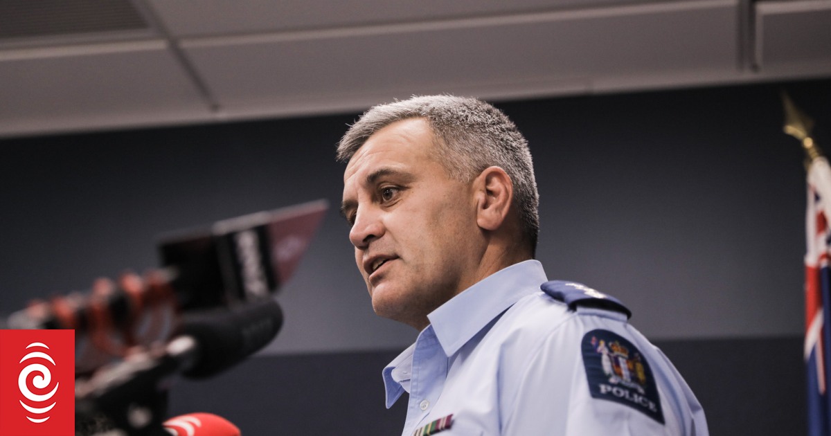 Police hostel search to intensify | RNZ