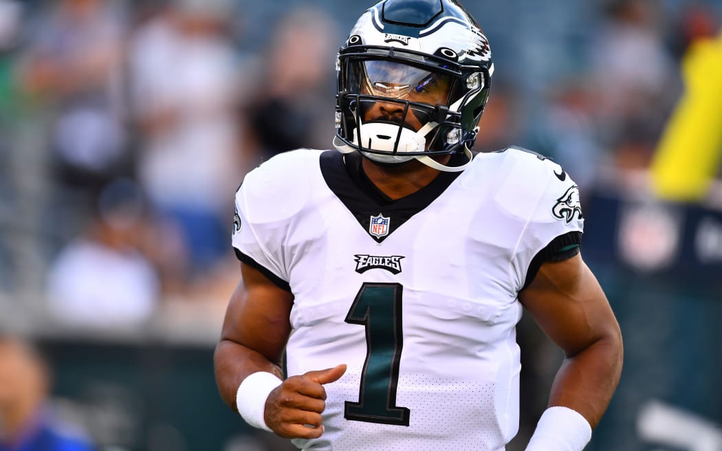 Two black quarterbacks to meet for the first time in a Super Bowl | RNZ ...