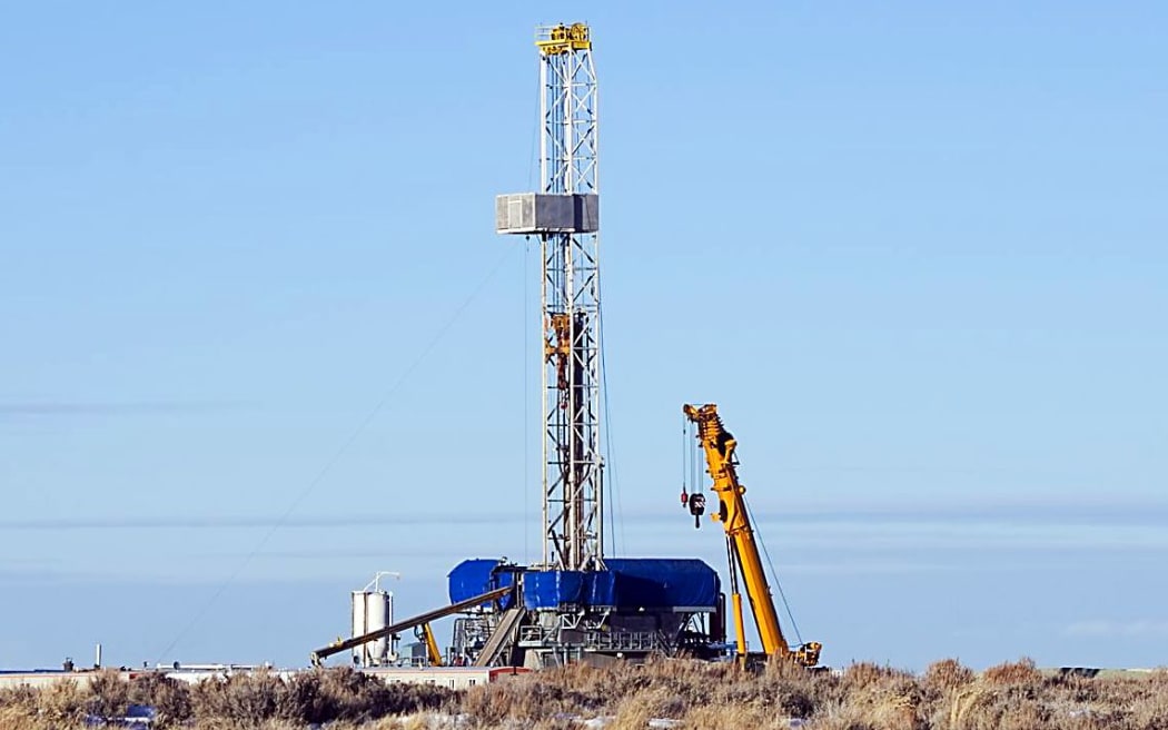 Fracking prices falling - energy agency | RNZ News