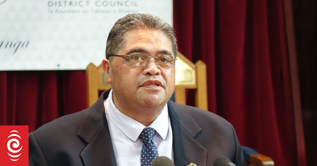 Kids going hungry while Māori king's advisor lives it up – Tuku Morgan ...