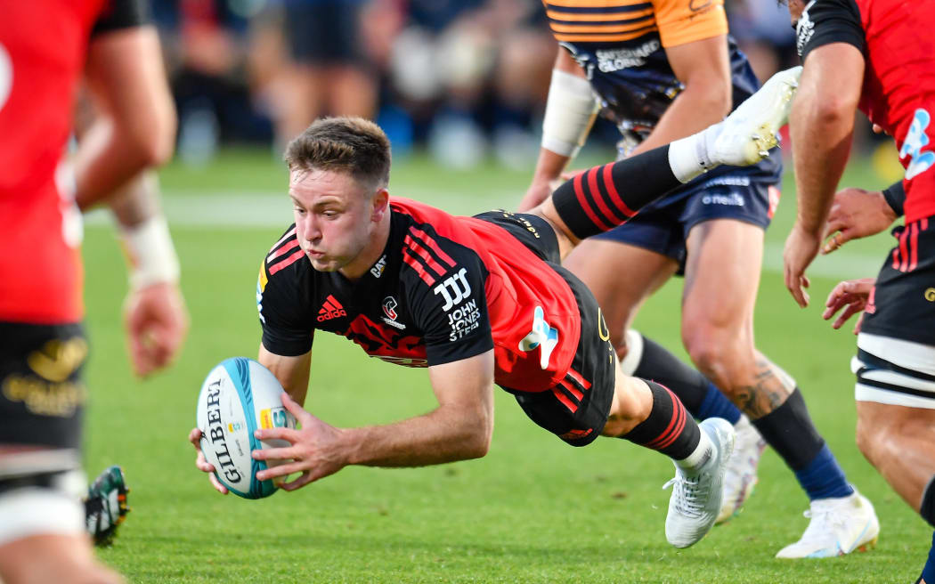Super Rugby wrap: A masterclass in dropping the ball | RNZ News