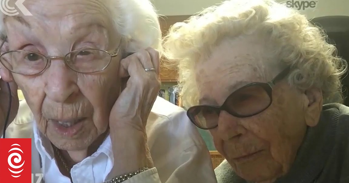 Gramma and Ginga: 103 and 99-year-old internet sensations | RNZ