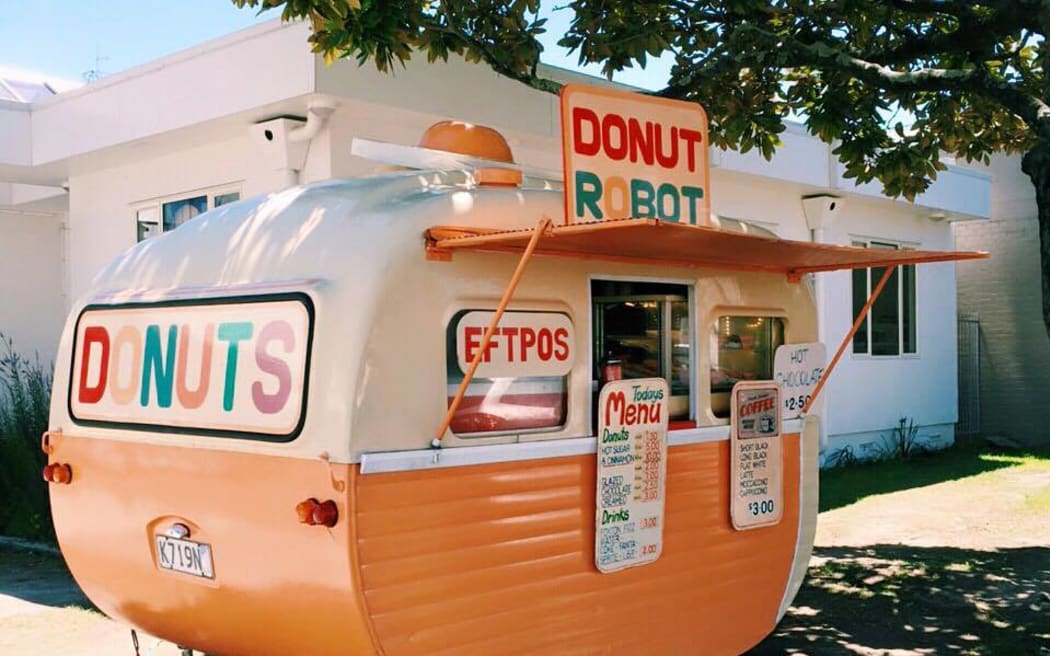 Donut Robot in Napier forced to park up permanently | RNZ