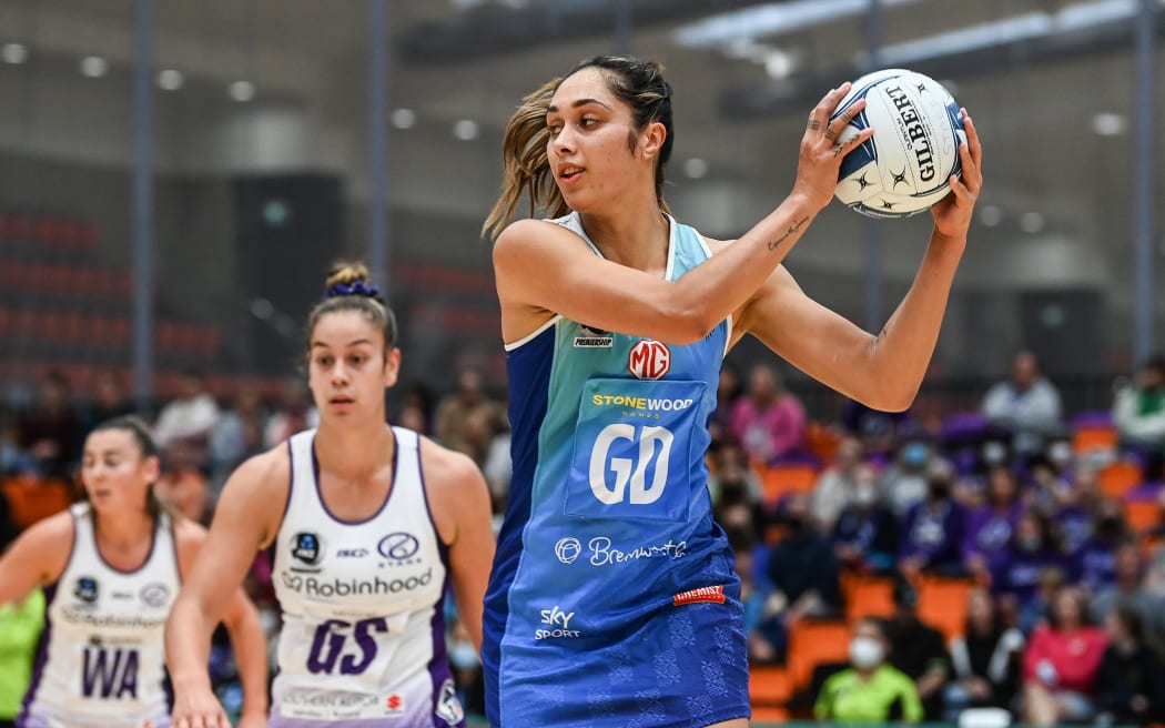 Mystics give Sulu Fitzpatrick fairytale send-off | RNZ News