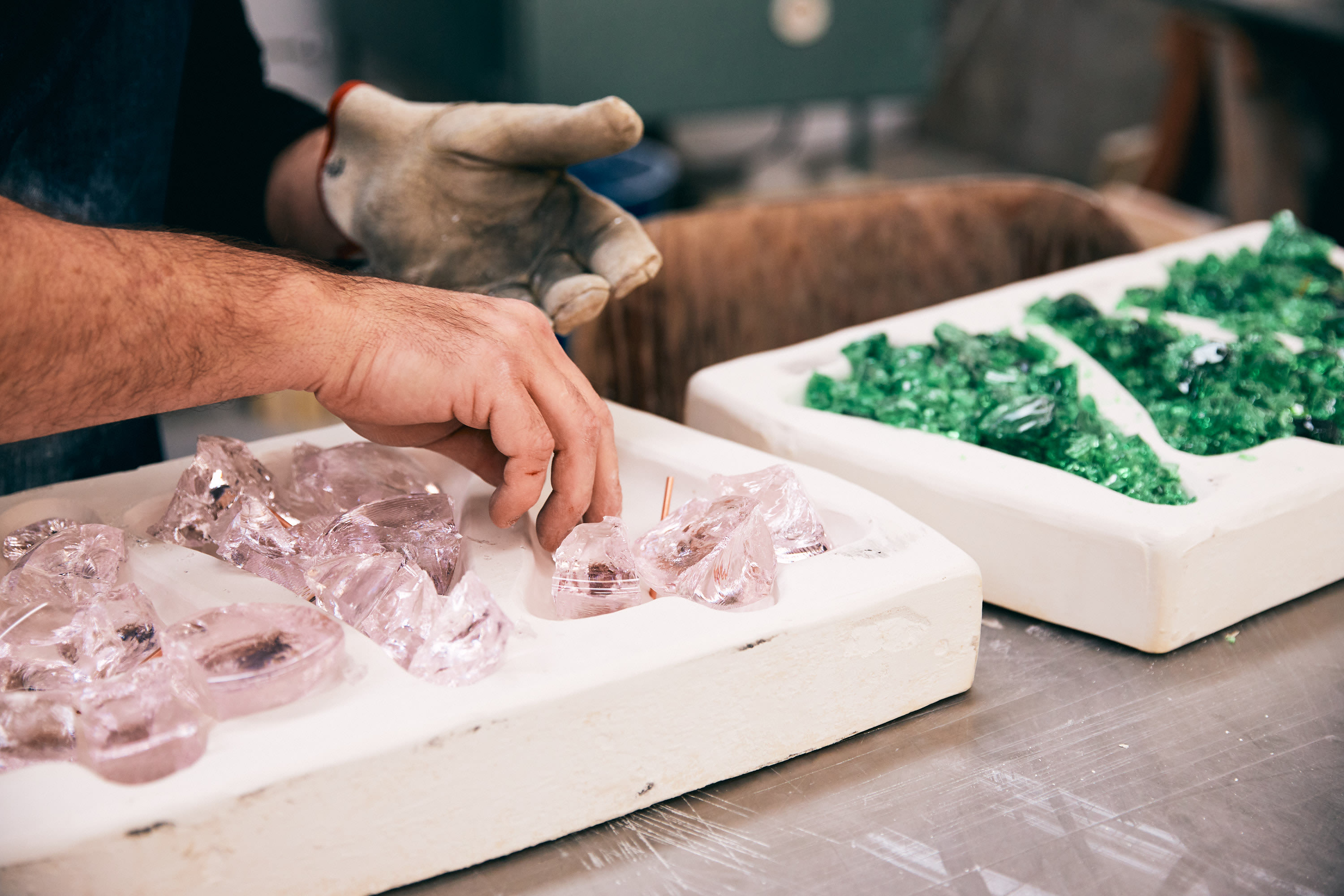 Simon Lewis-Wards and his unique candy sculptures | RNZ