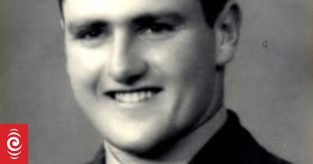 World War II flying ace Alan Peart dies | RNZ News