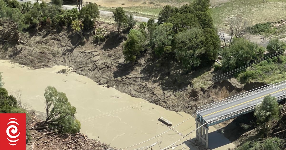 Cyclone Gabrielle aftermath: Stress and worry builds after days without ...