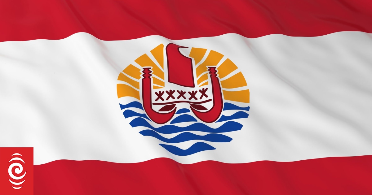 French Polynesia pension march attracts thousands | RNZ News