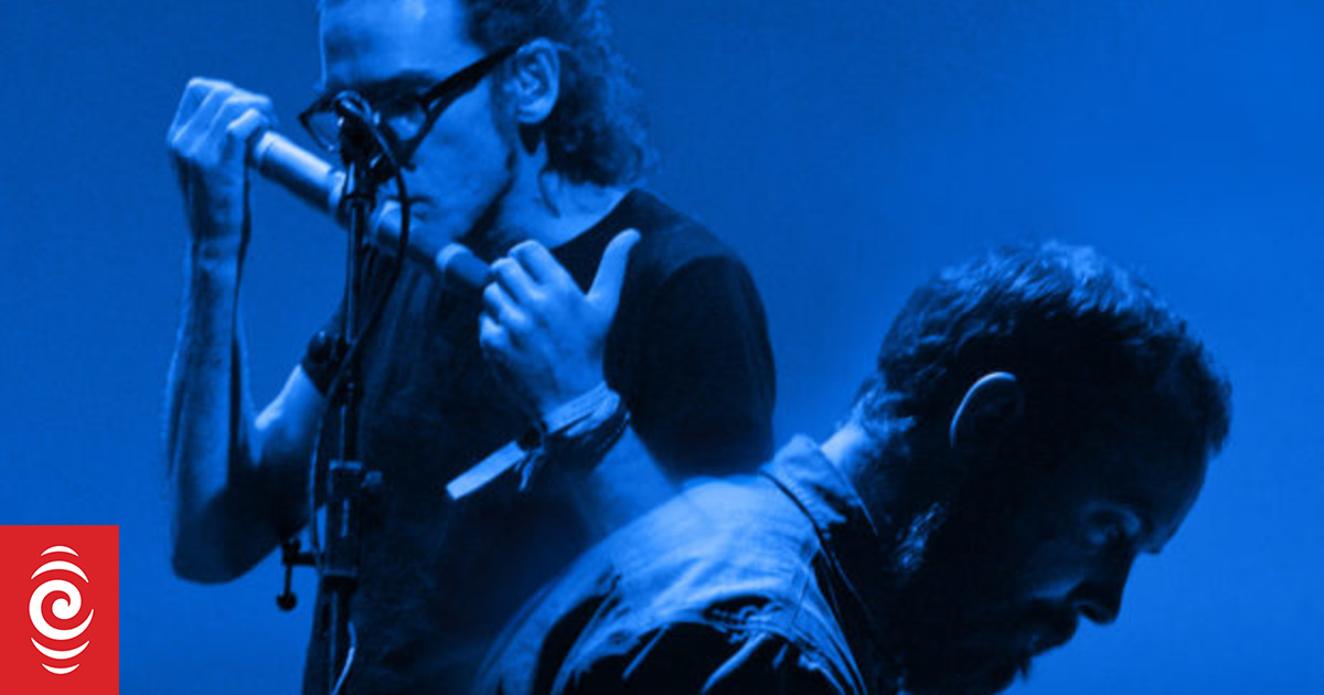 Fis & Rob Thorne take taonga pūoro into epic new places | RNZ