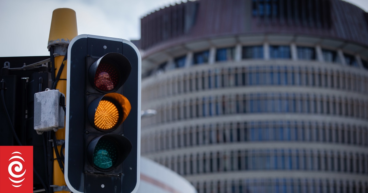 Covid-19 traffic light system, vaccine mandates and most mask ...