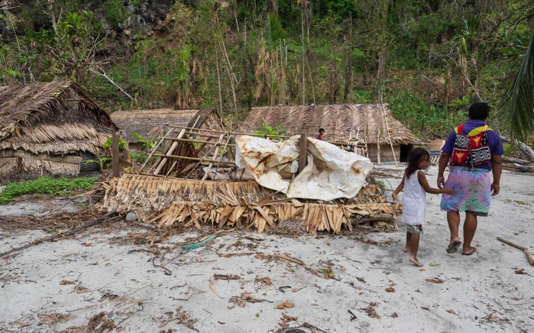 Fears of 'mass starvation' in Solomon Islands' Tikopia after Cyclone ...