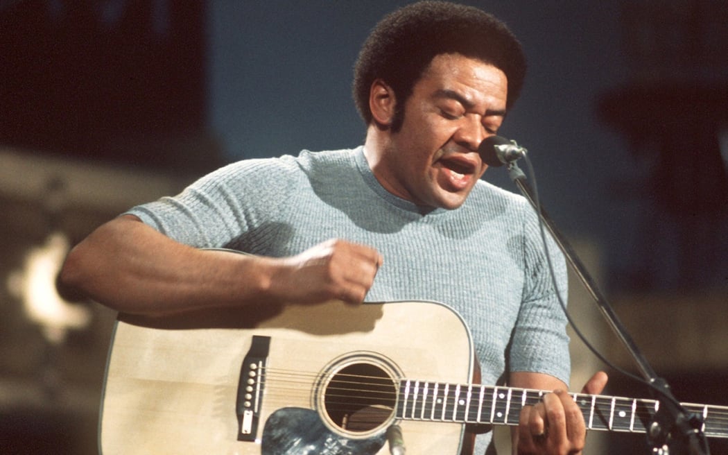 Lean on him: Aotearoa artists pay tribute to Bill Withers | RNZ