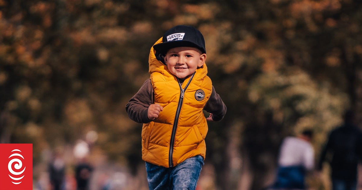 Parenting: Getting pre-schoolers to run, jump, hop and skip | RNZ