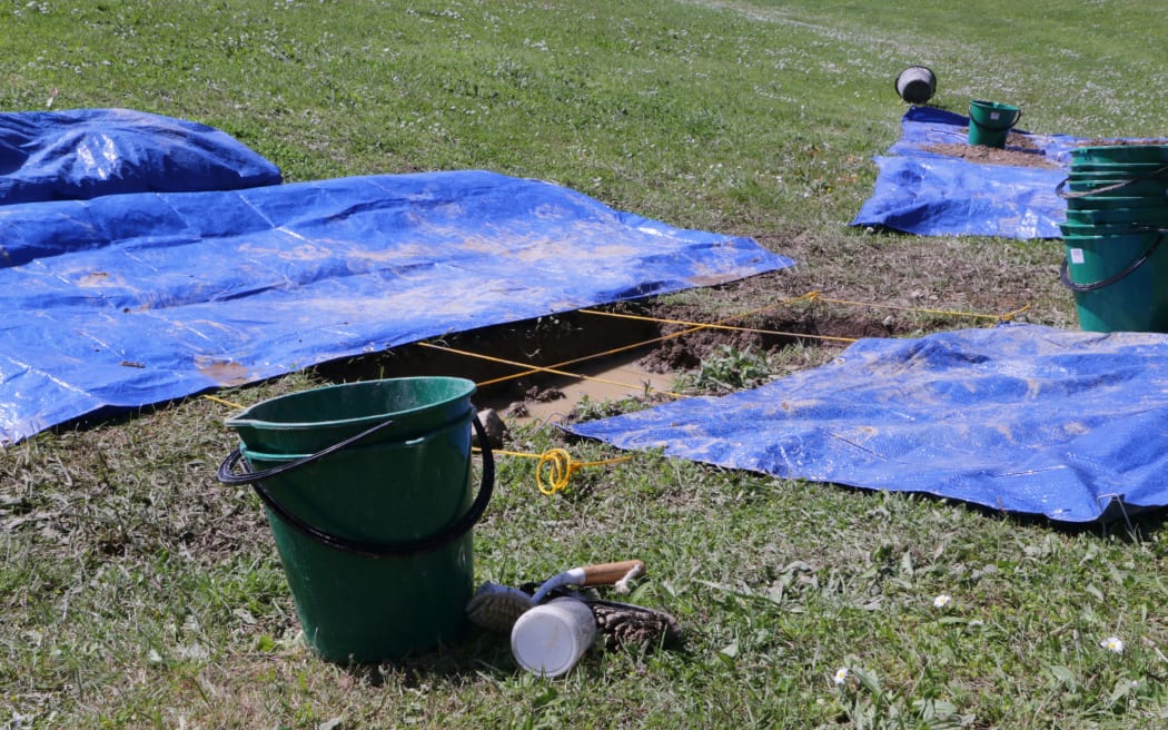 Forensic scientists dig deep to polish grave recovery skills | RNZ News