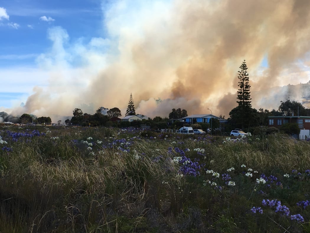 Total fire ban along East Coast | RNZ News