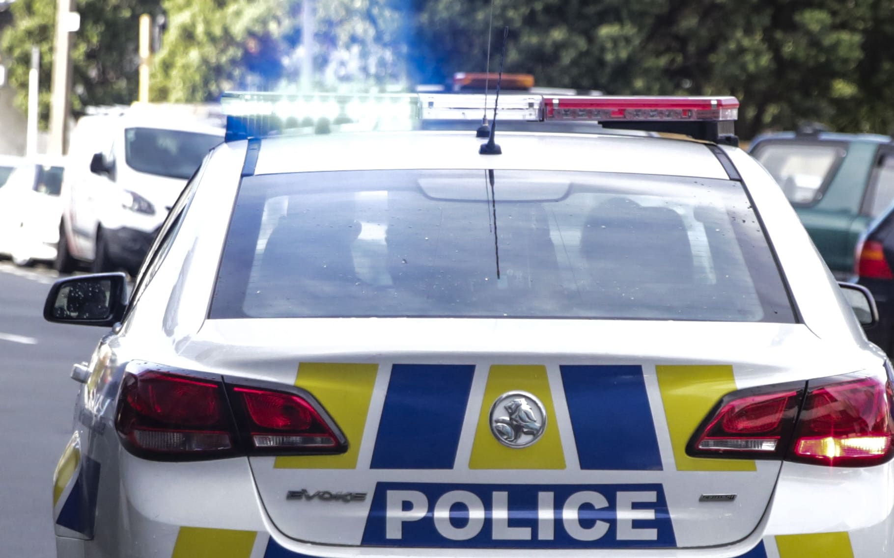 Police hunt continues after fatal Whanganui shooting | RNZ News