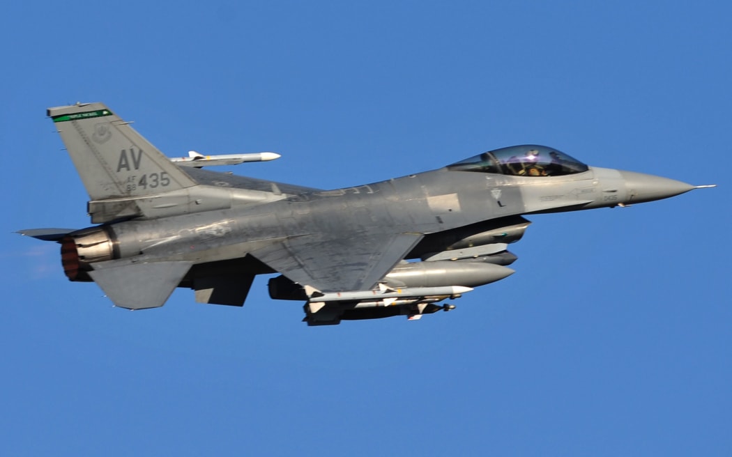 Ukraine war: US to support providing F-16 fighter jets to Ukraine | RNZ ...