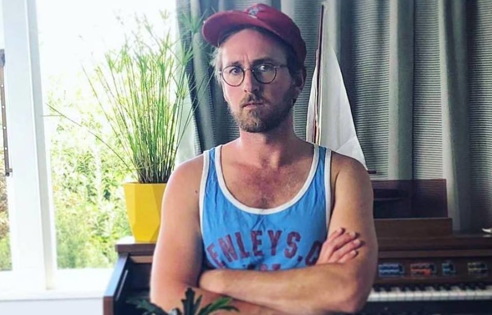 First song: Fraser Ross and Oh Four's | RNZ