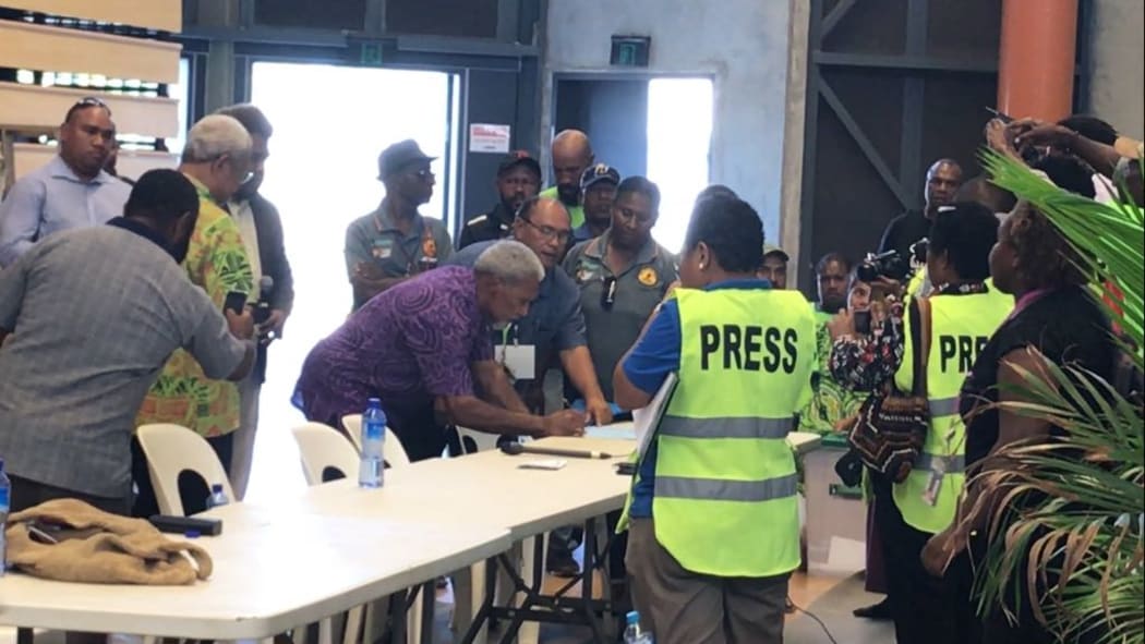 The big rush: PNG leaders scramble to govern | RNZ News