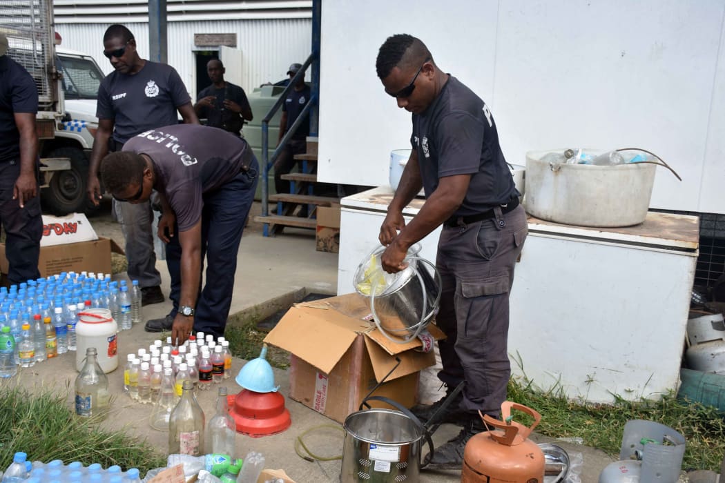 Solomons police get help curbing kwaso use | RNZ News