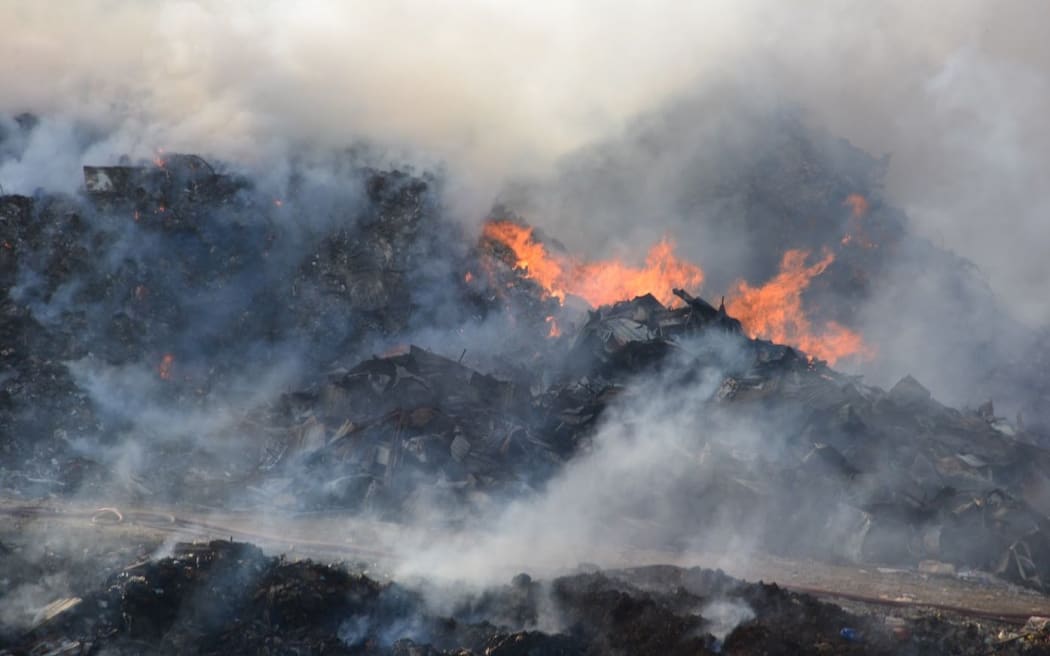Tongan police end landfill fire watch | RNZ News