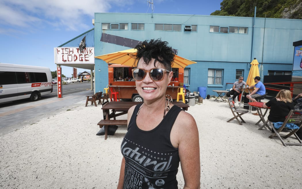 Cafe owner jailed over selling food while not registered | RNZ News