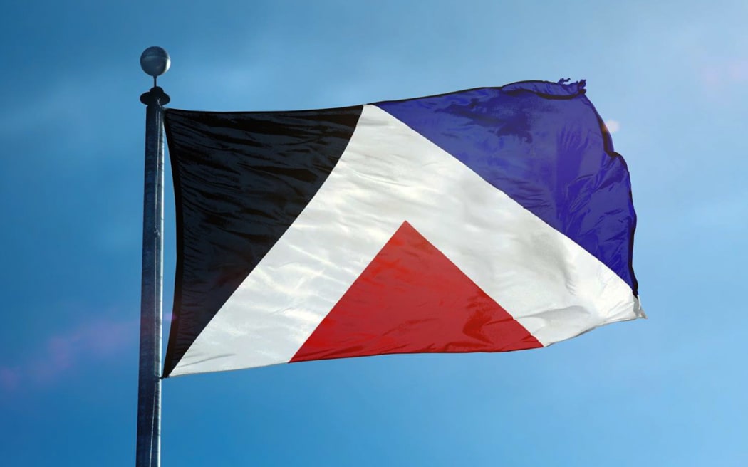 Prime Minister rules out Red Peak flag | RNZ News