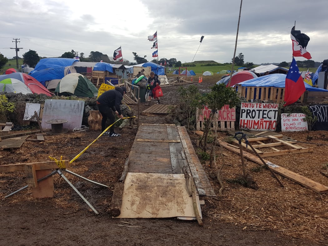 Occupied Ihumātao land could be granted highest heritage status | RNZ News