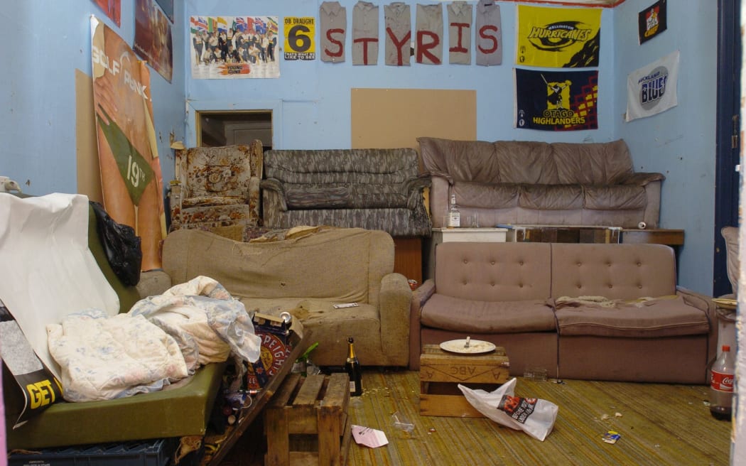 Sam Uffindell and student flatmates put on notice over filthy Dunedin ...