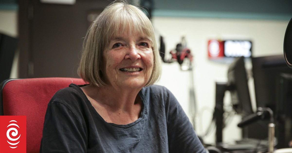 Entertainment Television With Linda Burgess Rnz 