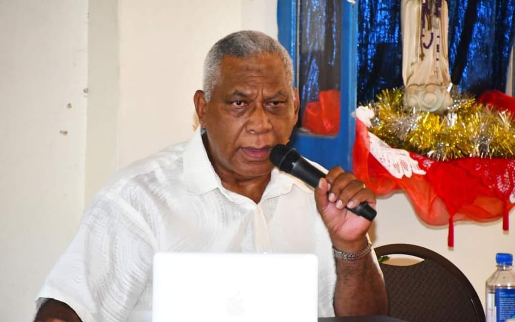 Review team says Fijians support reinstating Great Council of Chiefs ...
