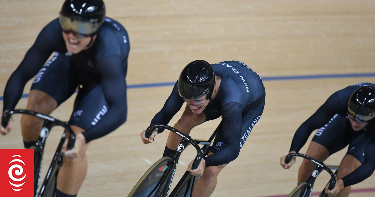 Silver for NZ in men's team sprint | RNZ News