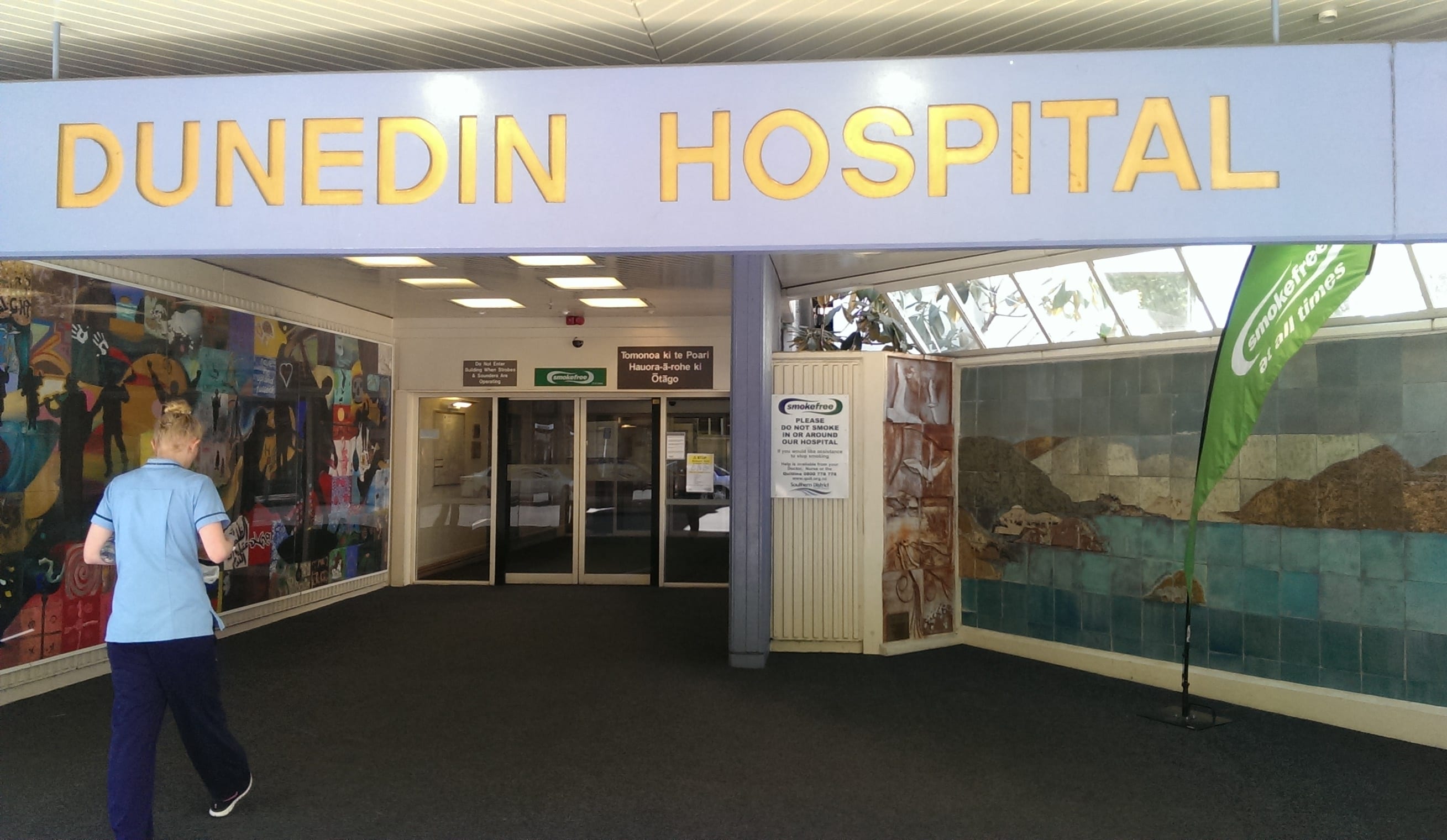 Sixth person contracts superbug at Dunedin Hospital. | RNZ News