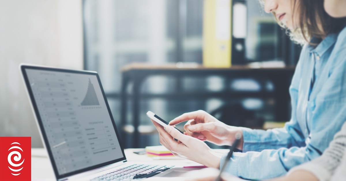 Workplace gripes | RNZ