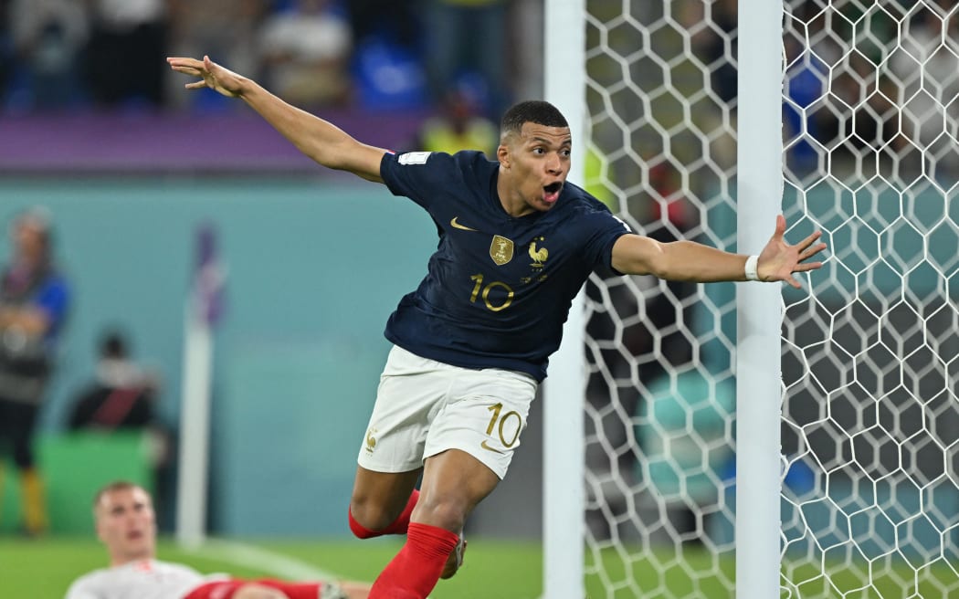 Mbappe brace leads France into World Cup quarter-finals | RNZ News