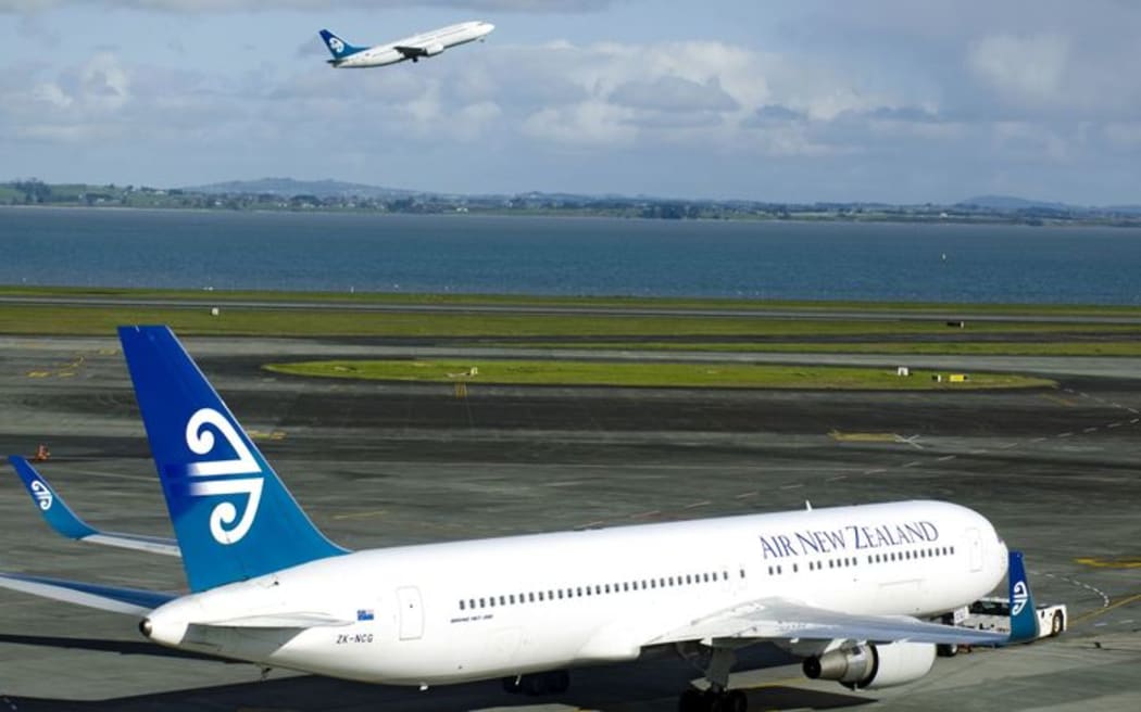 Air New Zealand engineers' strike: What you need to know | RNZ News
