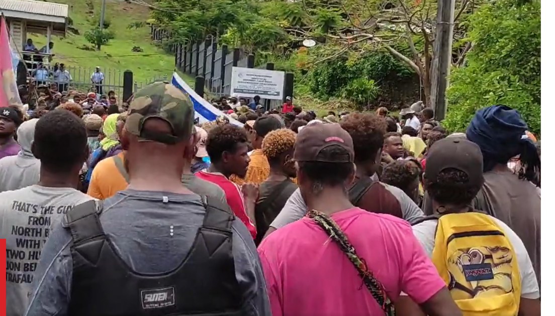 Protesters take to the streets in Solomon Islands | RNZ News