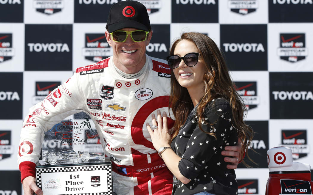 Dixon takes pole for Indy 500 | RNZ News