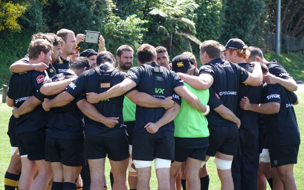 Rugby fever grips Taranaki | RNZ News