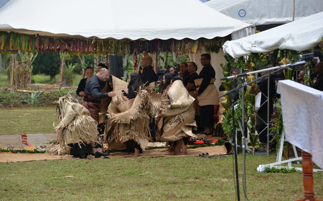 Hundreds attend funeral of Tonga's Lord Ma'afu | RNZ News