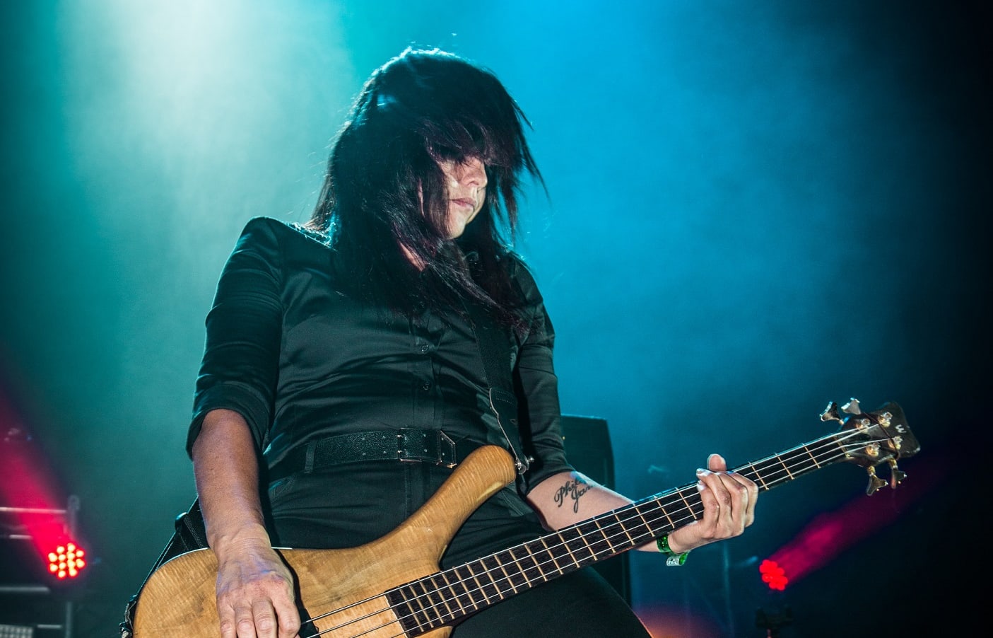 Why aren't more women on NZ music festival stages this summer? | RNZ