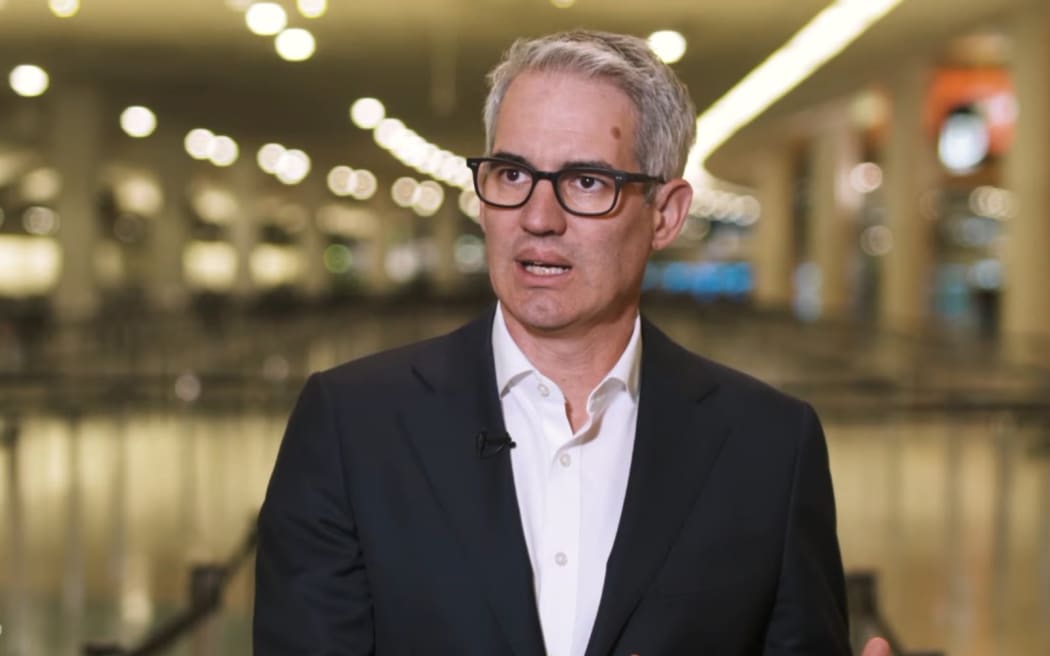 Auckland Airport boss urges govt for trans-Tasman blueprint | RNZ